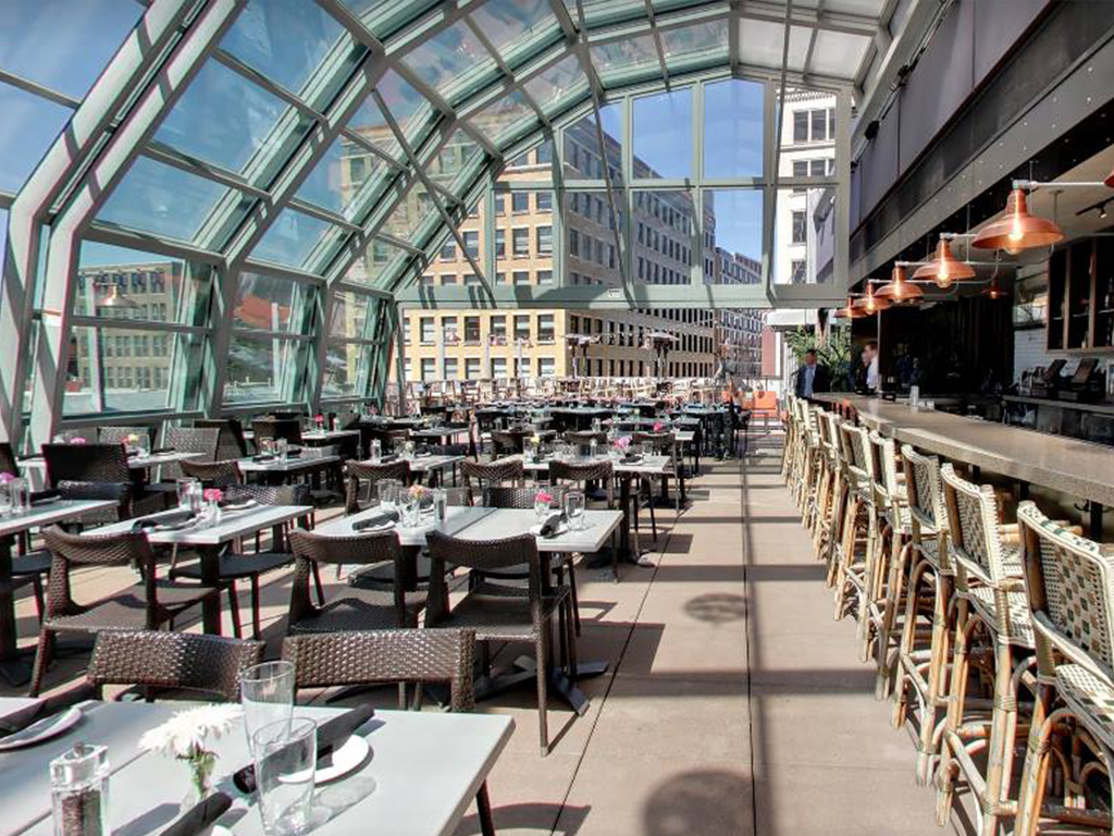 Union Rooftop Bar & Grill