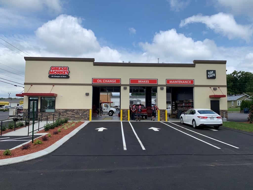 Automotive Lube Technician | Grease Monkey Bothell /Kenmore