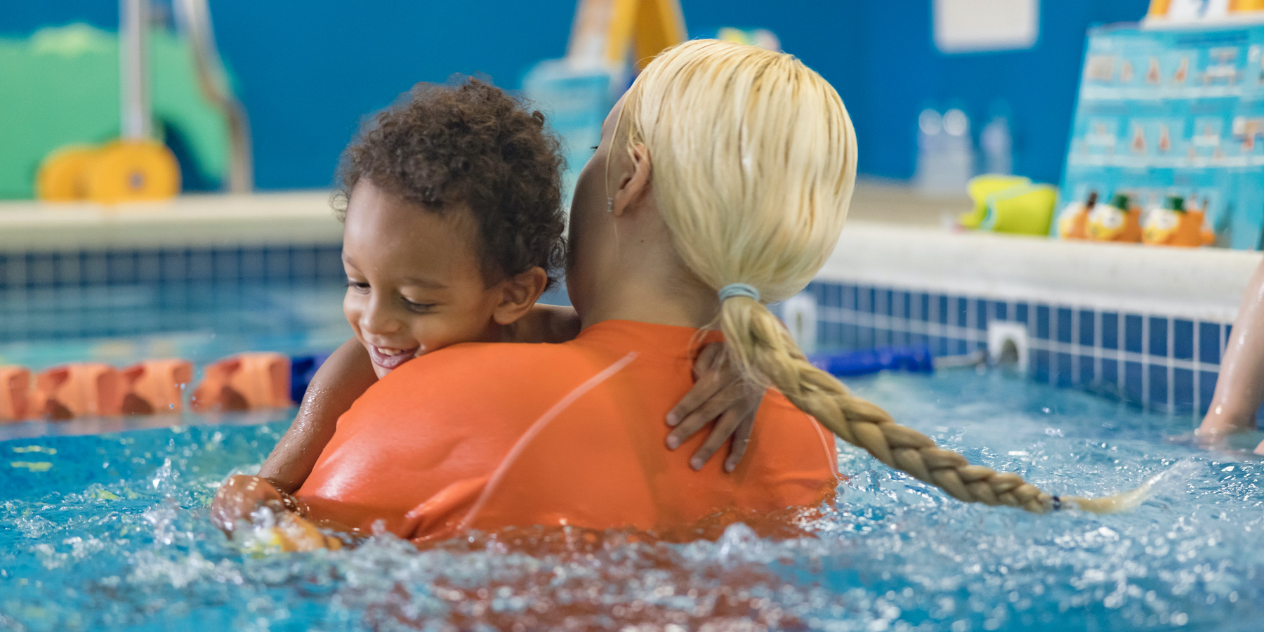 Pool Deck Supervisors | Goldfish Swim School - Ontario