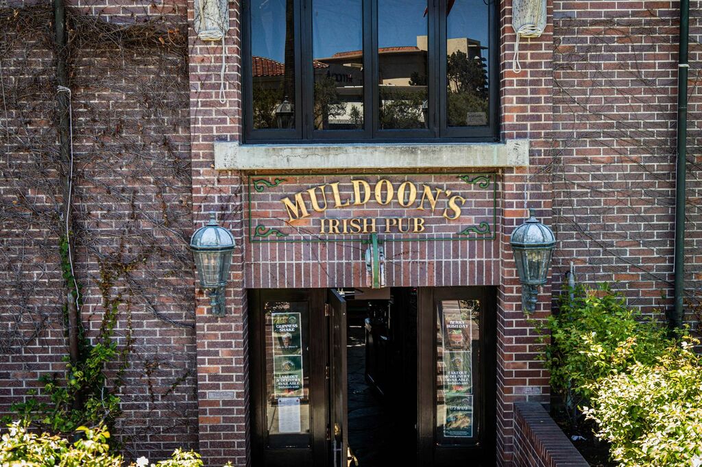Muldoon's Irish Pub