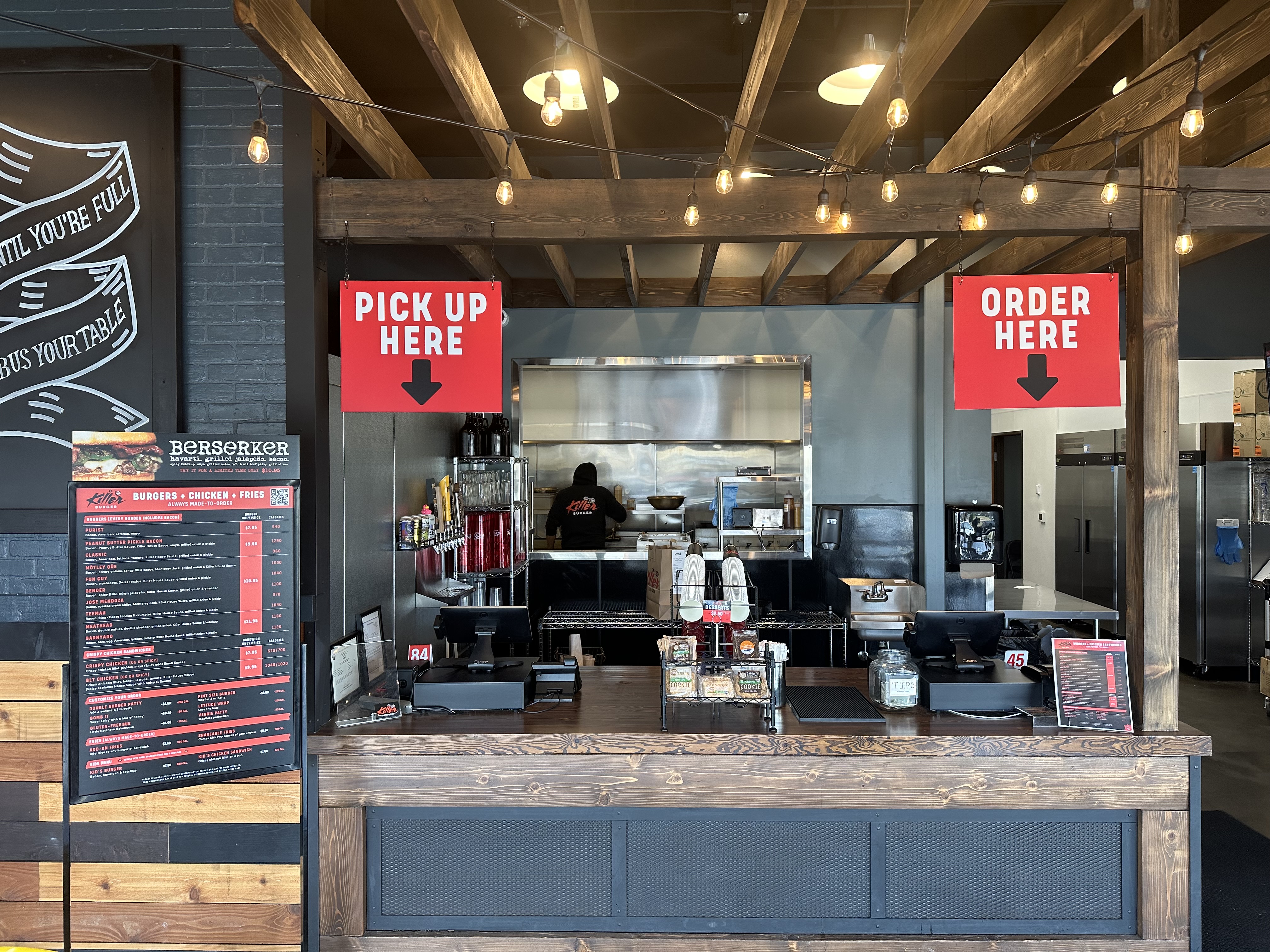 Crew Member | Killer Burger