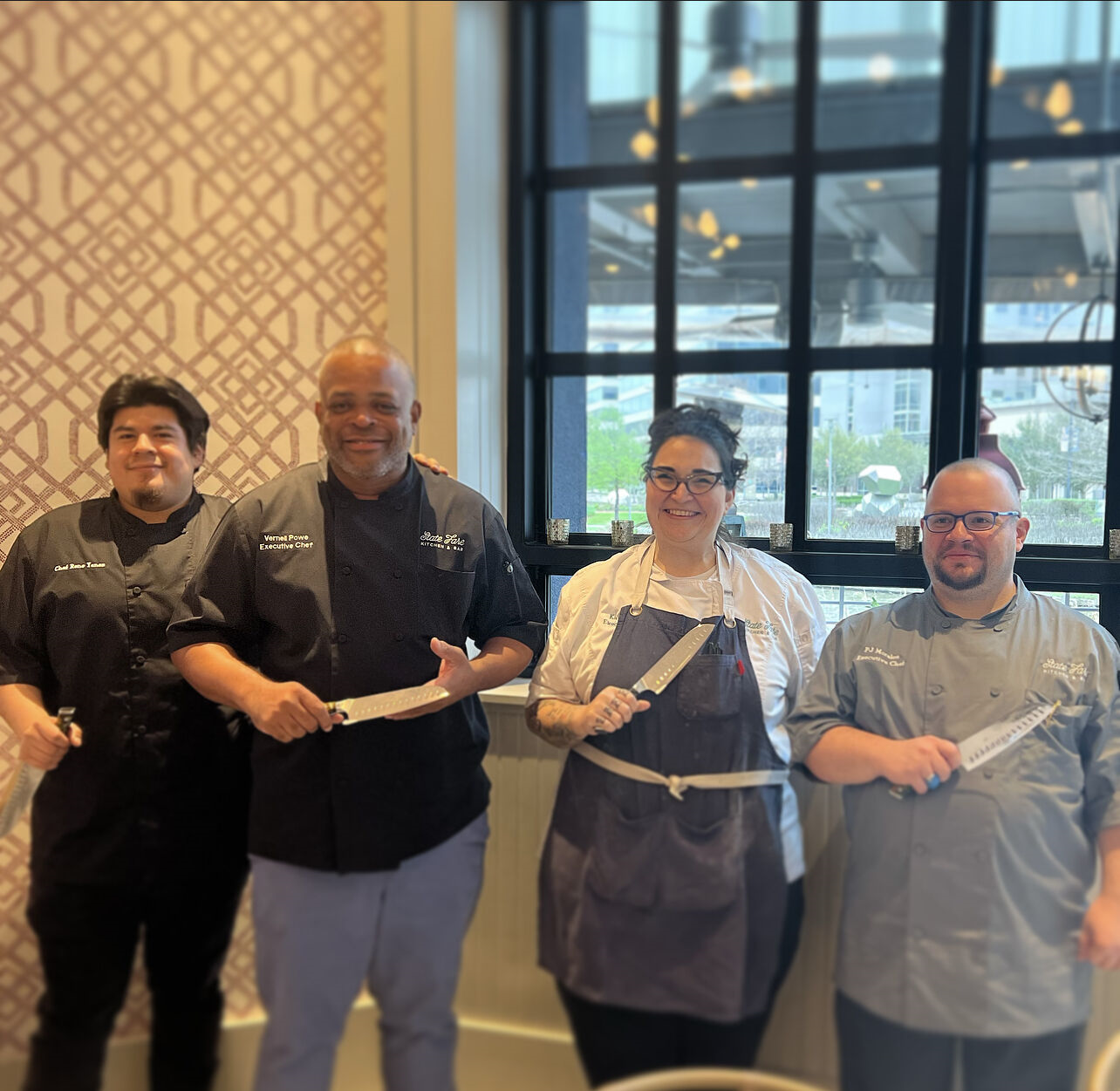 Food Runner | Star Cinema Grill