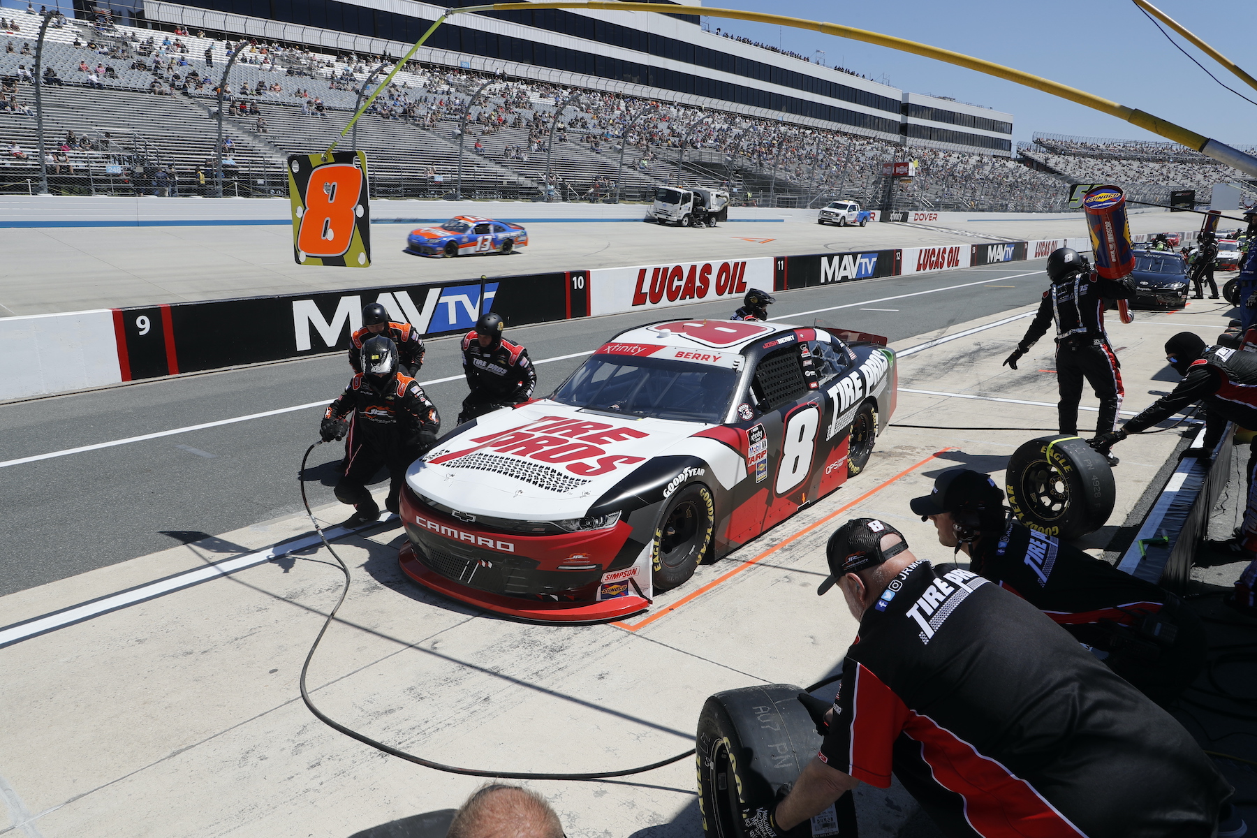 Rodeo Autotech Tire Pros