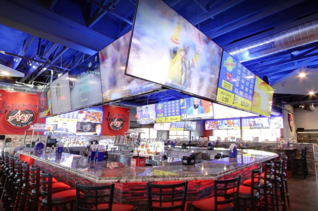 Busser | Art & Jake's Sports Bar