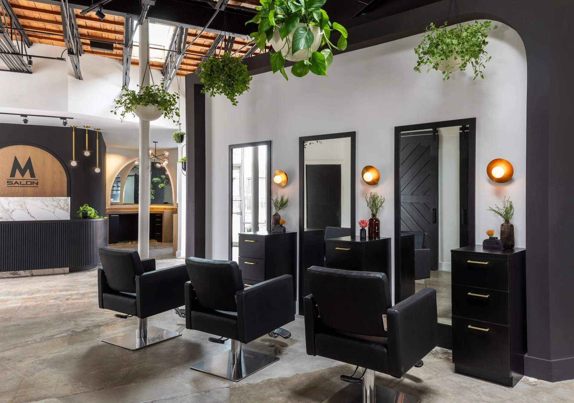 M Salon Houston LLC