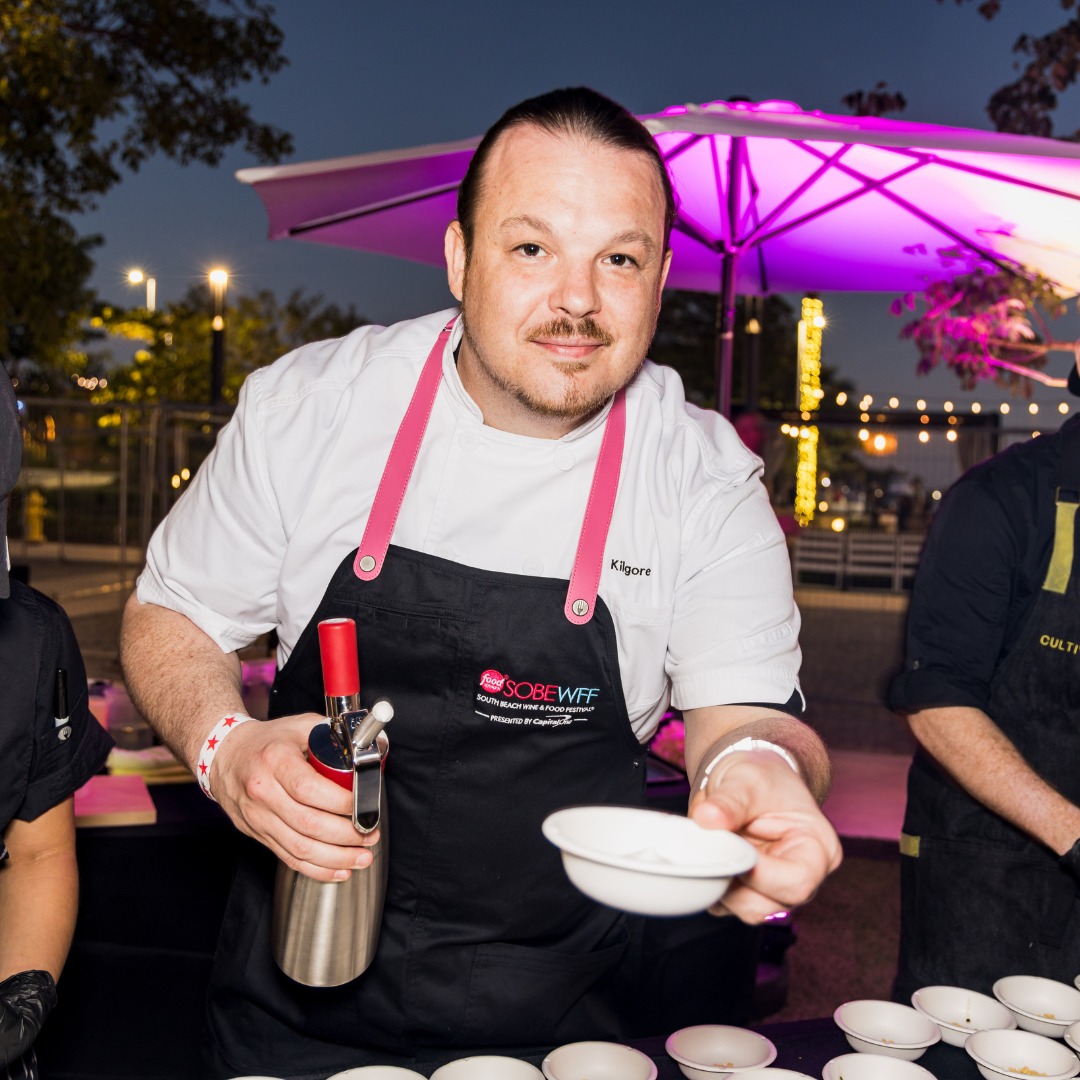 Food Runner | Grove Bay Hospitality Group